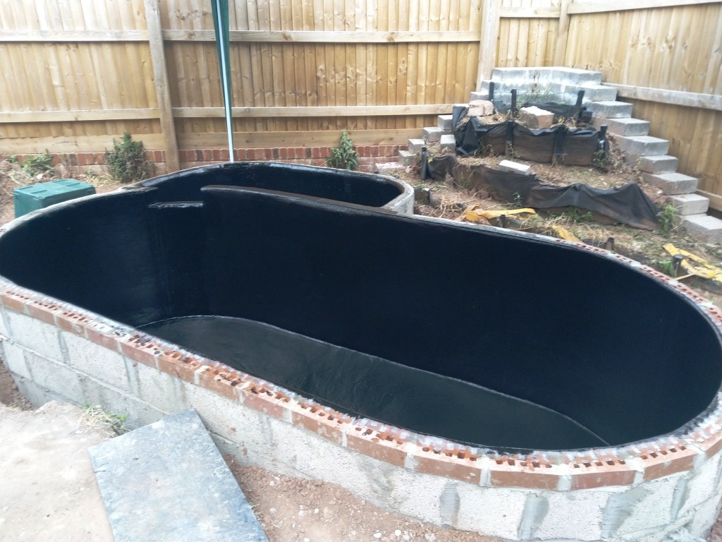 Precast Fiberglass Pond Liners - Everything-Ponds.com